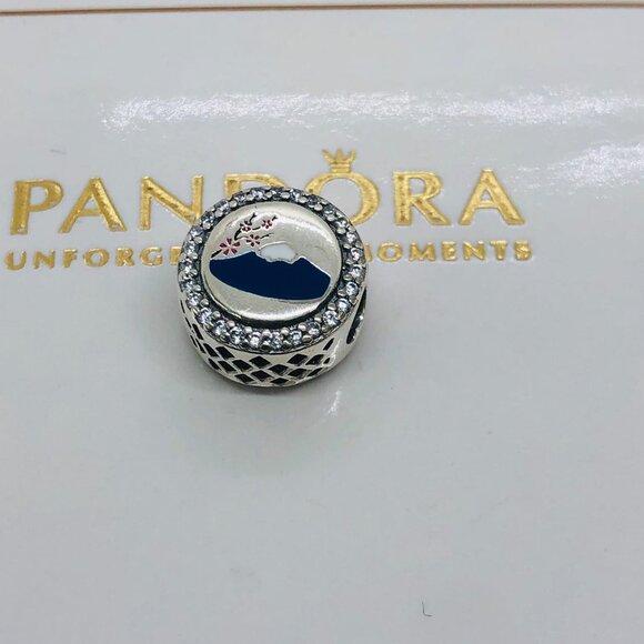 Pandora | Jewelry | Pandora Japan Exclusive Mount Fuji Travel Button ...